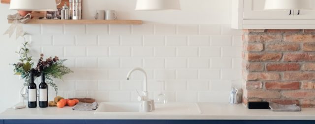 8 Compelling Reasons to Have a Kitchen Backsplash
